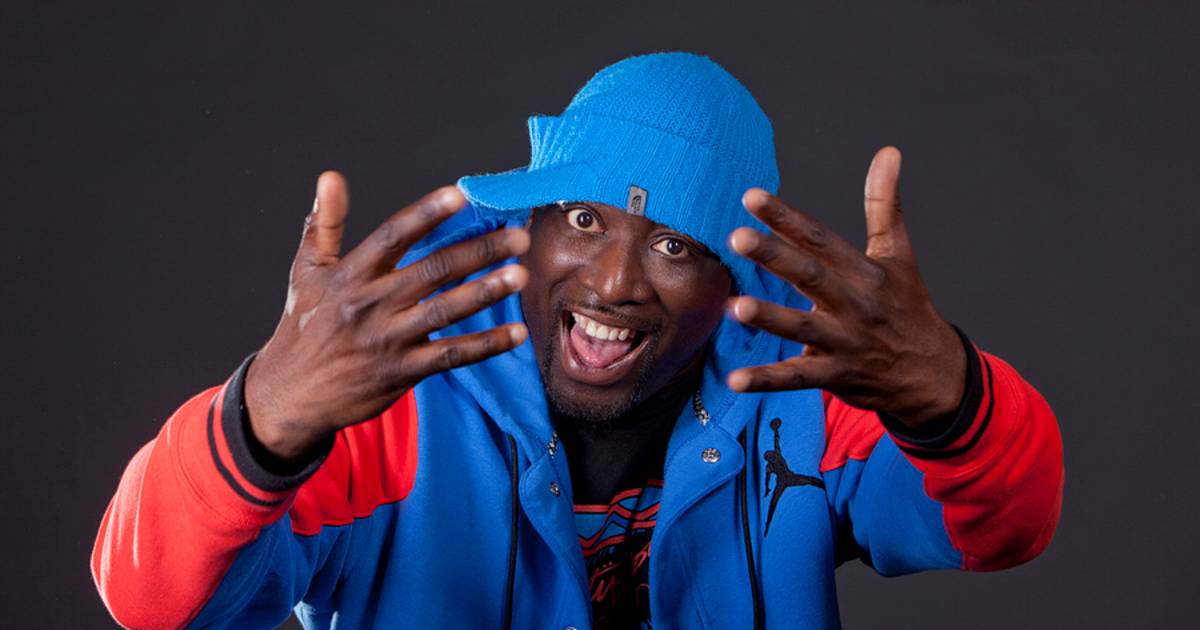 Rapper Def Rhymz (53) overleden, bekend van hits als Doekoe en Schudden ...