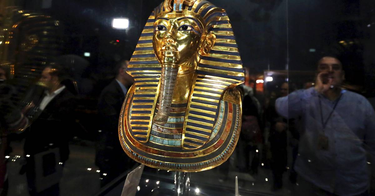 Van gouden masker tot ondergoed: vondst van graf Toetanchamon nog ...