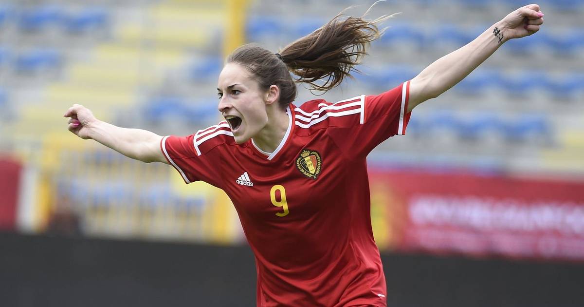 Red Flame Tessa Wullaert tekent bij Wolfsburg | Voetbal | hln.be