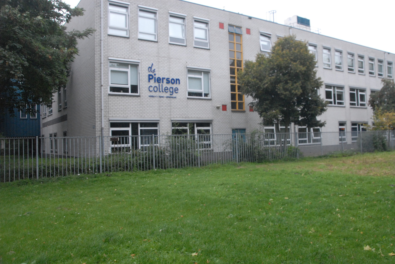 Nieuwbouw ds. Pierson College Den Bosch officieel geopend | Foto | AD.nl