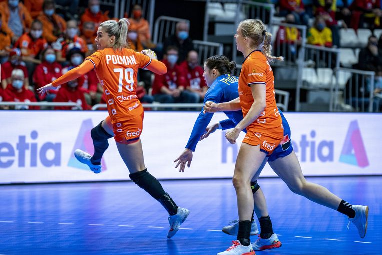 Estavana Polman handbalt weer in Oranje: ‘Ik ben een oma van dertig ...
