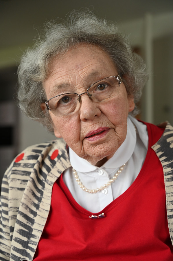 Marie Jes Ghering verzamelde álles: ‘Een deel van haar collectie ligt ...