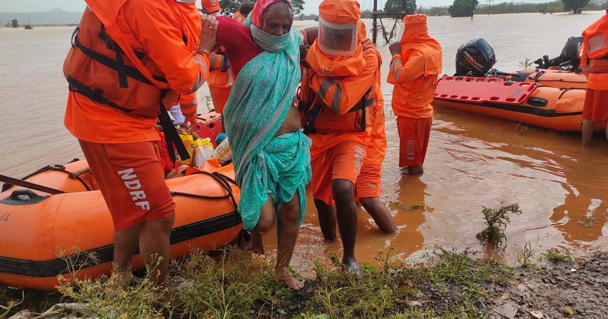 Dodentol stijgt tot 192 na moessonregens India, 25 mensen zijn nog ...