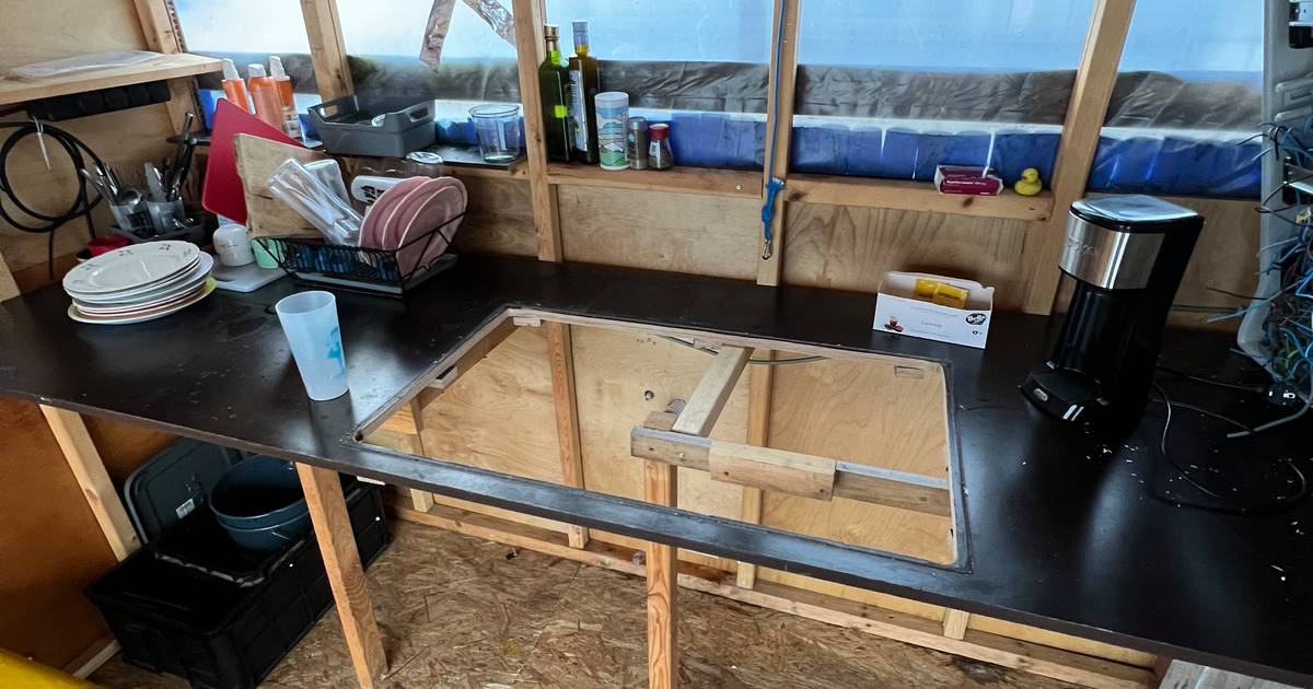 Openluchtzwembad FLOW slachtoffer van vandalen en diefstal: “Serieuze ...