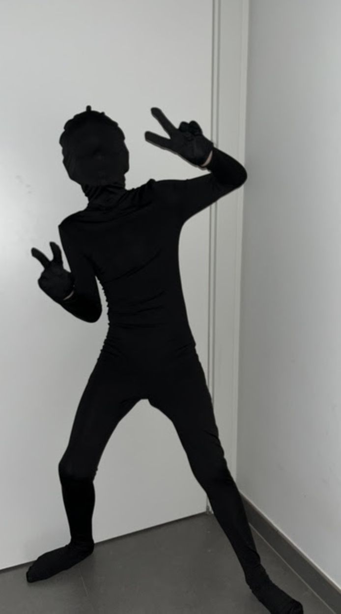 Max-Xander en Audric zijn elkaars ‘schaduw’ voor carnaval | Antwerpen ...