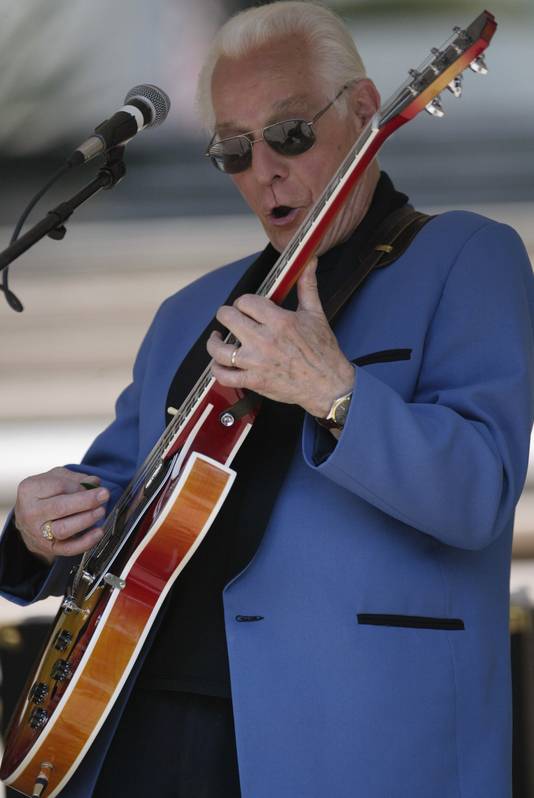 Bill Haleys gitarist Franny Beecher (92) overleden | Muziek | AD.nl