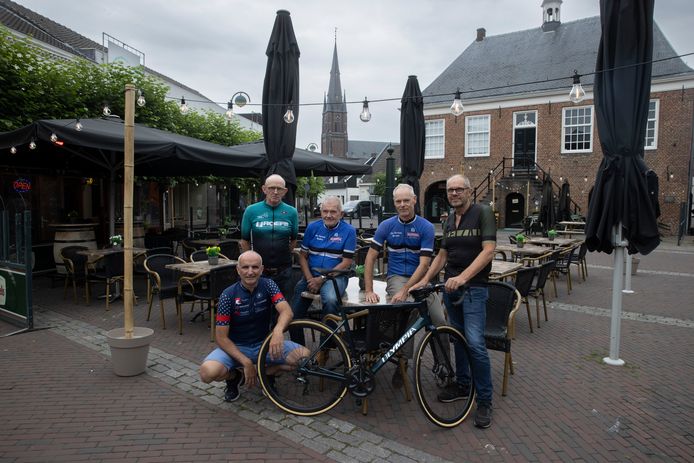 Mendig-Budel beleeft 25ste editie: ‘Iedereen komt zichzelf onderweg een ...