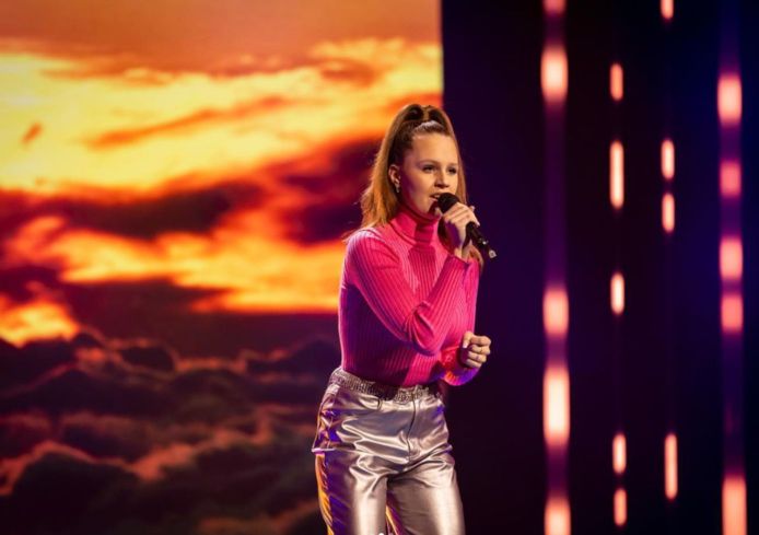 Jasmijn (13) wilde bij Kinderen voor Kinderen, maar staat nu in de ...