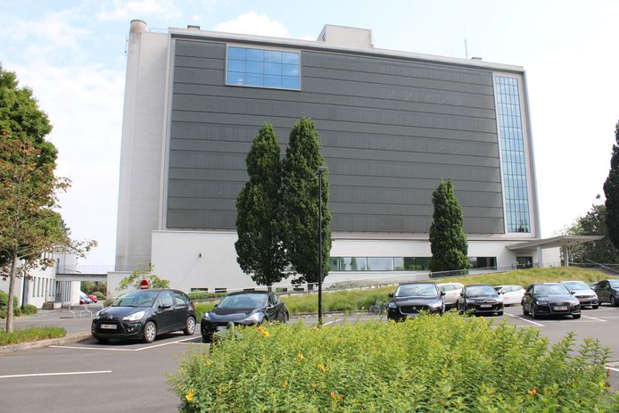 Nieuwe gezichten in de gemeenteraad van Ronse | Ronse | hln.be