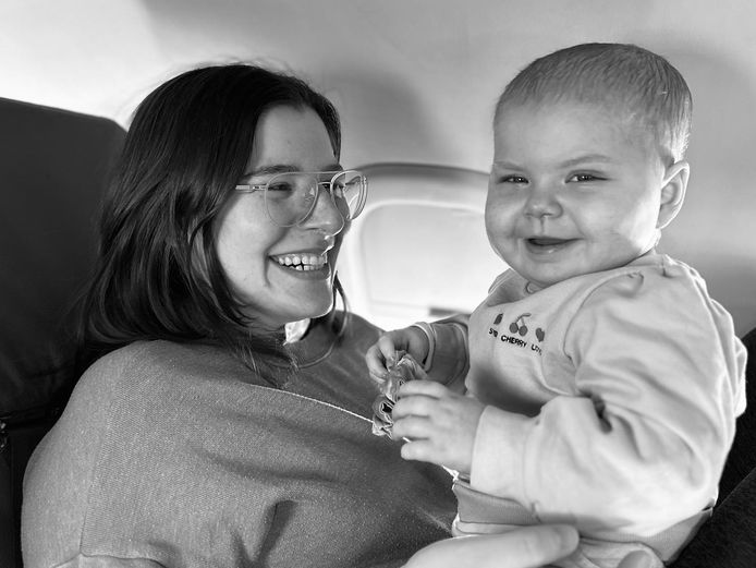 Indya (2), meisje dat experimenteel medicijn kreeg voor leukemie, is ...