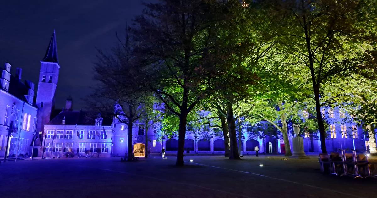 Abdij verlicht in kleuren Israëlische vlag | Israël en Hamas in oorlog ...