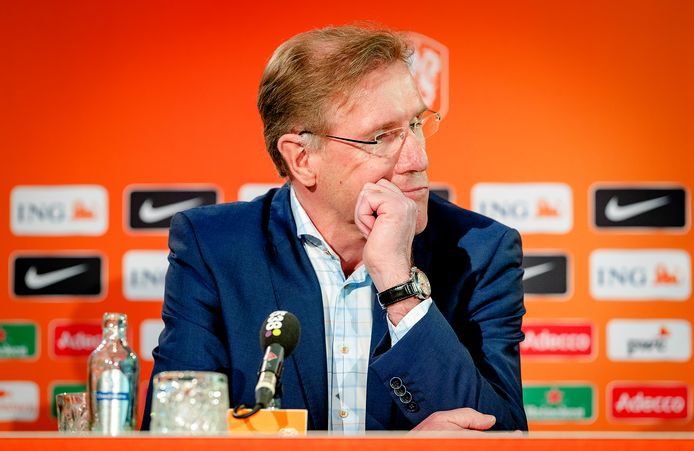 Van Breukelen al na jaar weg bij KNVB: 'Met goed gevoel' | Nederlands ...