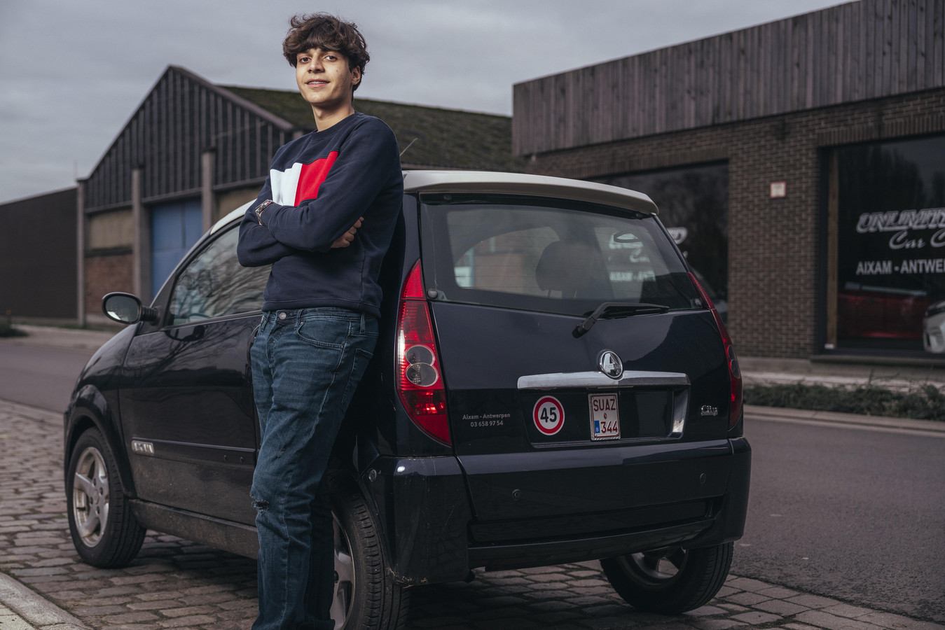 Deze Vlamingen zijn fier op hun brommobiel: “Ik heb ook een SUV, maar ...