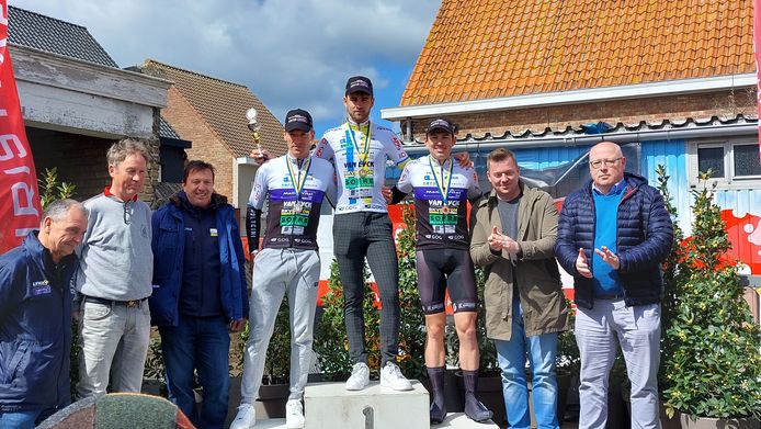 Gilles Borra begint seizoen met West-Vlaamse tijdrittitel: “Vandaag was ...