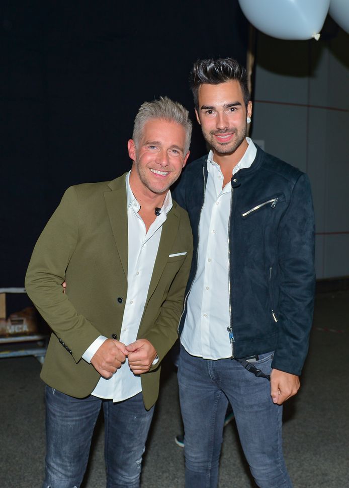 Christoff geniet met verloofde van Disneyland Paris | Showbizz | hln.be