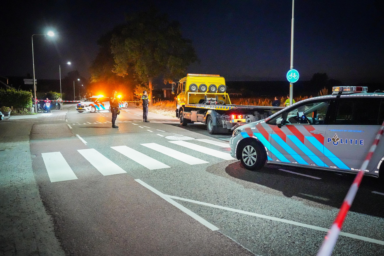 Chaslyn (12) aangereden op zebrapad: ‘Ze lag doodstil op straat, ik dacht echt dat wij haar ...