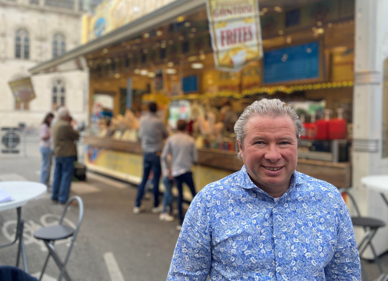 “Geboren tijdens Paasfoor”: Jean Busch viert eindelijk zijn vijftigste ...