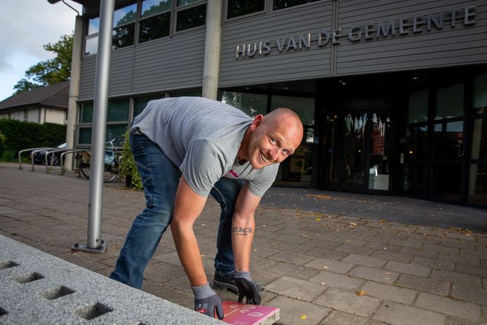 Speciale tegel is blijvende herinnering aan Vierdaagse die niet ...