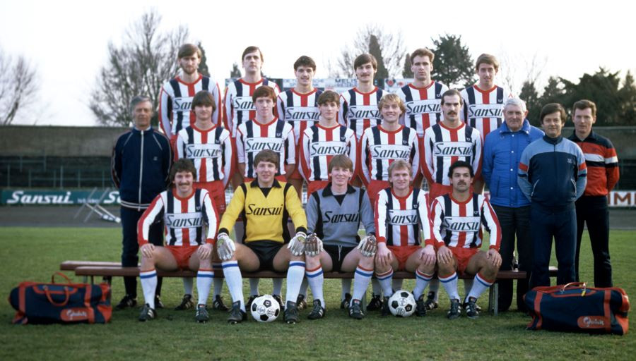 Thuiswedstrijd voor ‘ras-Tilburger’ John Lammers, die Willem II én zijn ...