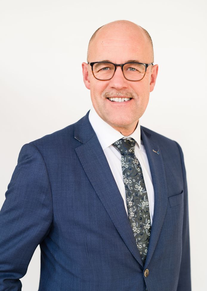 Nuenen vindt tijdelijke gemeentesecretaris in de persoon van Nanne ...