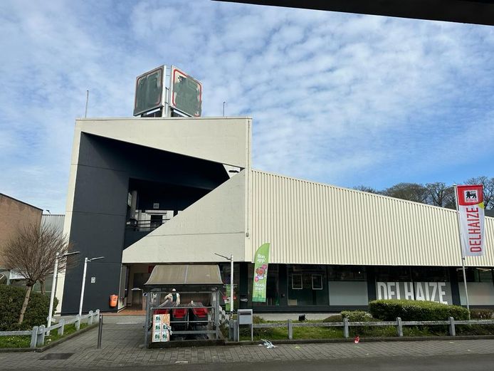 Nouvelles actions devant neuf magasins Delhaize à Bruxelles et dans le ...