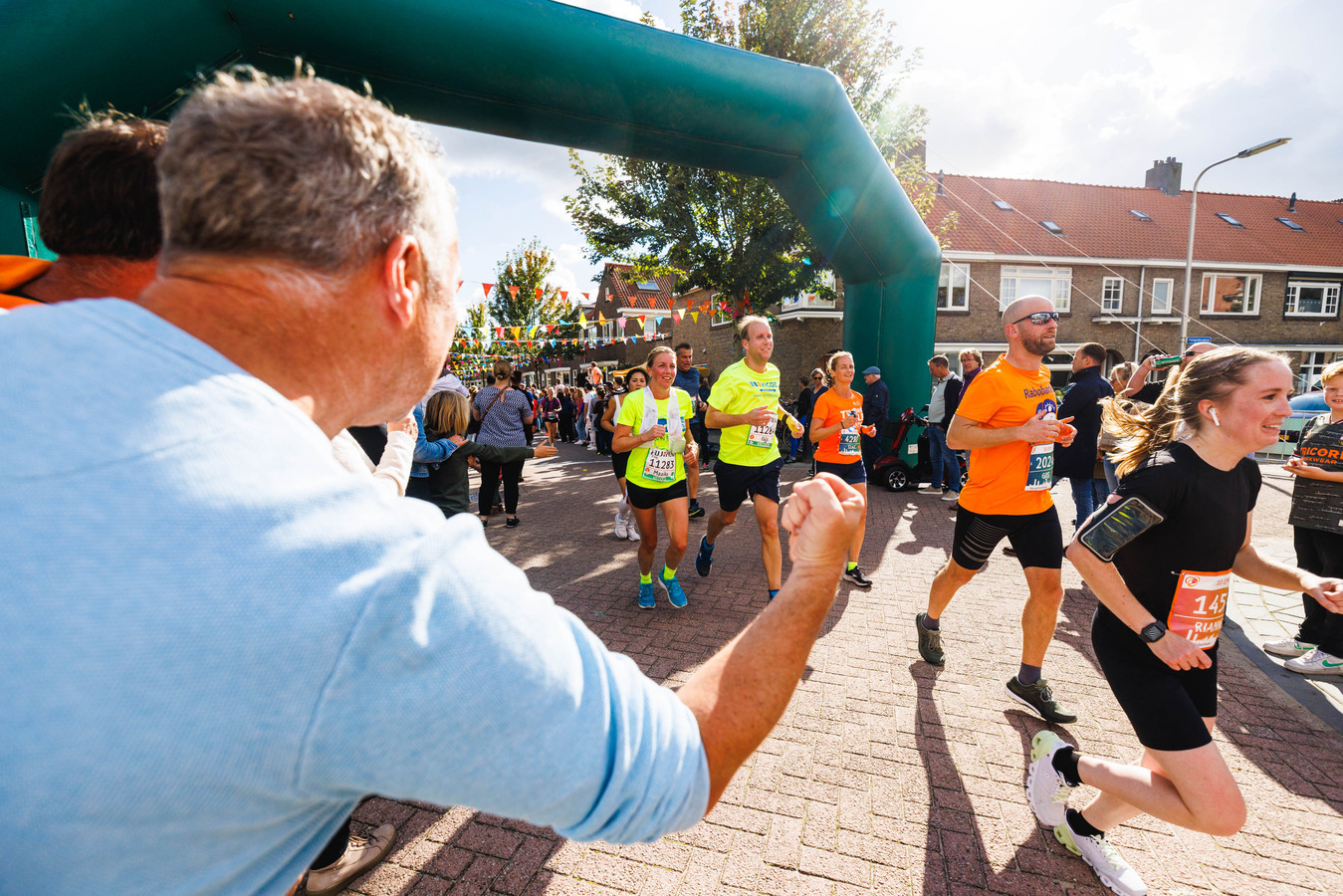 Op vleugels de Tilburg Ten Miles lopen: ‘Je wordt gedragen door het ...