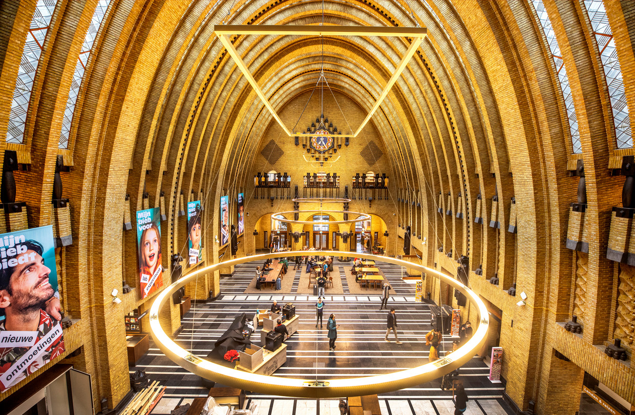 Eindelijk mogen de Utrechters hun nieuwe bibliotheek in | De Volkskrant