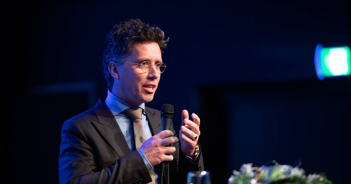 Hendrik Jan Mensink verrast door erepenning: ‘Eigenlijk bestemd voor ...