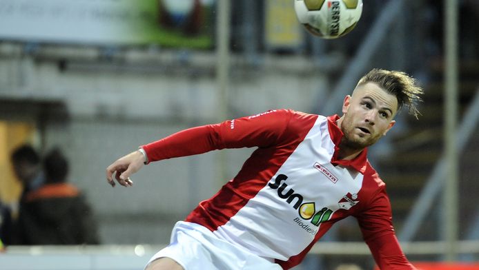 'Portugees avontuur Peters alweer ten einde' | Nederlands voetbal | AD.nl