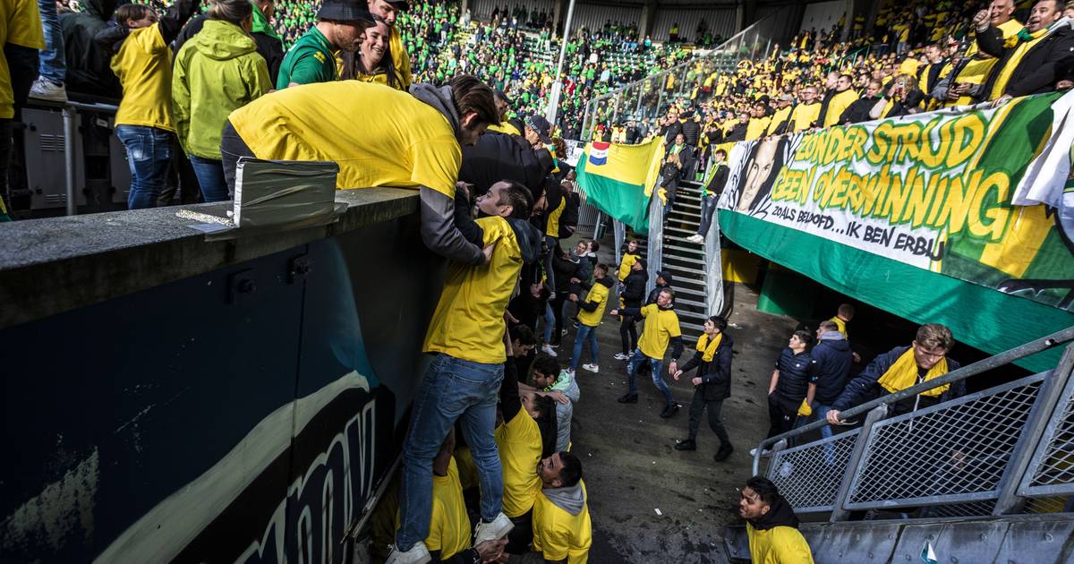 Alles ging mis bij ADO: hooligans met stadionverbod tóch bij uit de ...