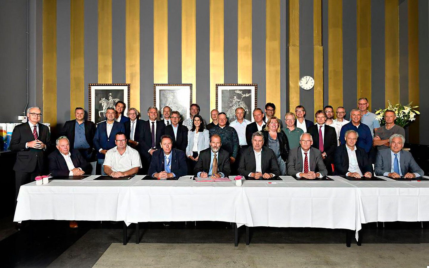 Kritiek op havenakkoord | Foto | AD.nl