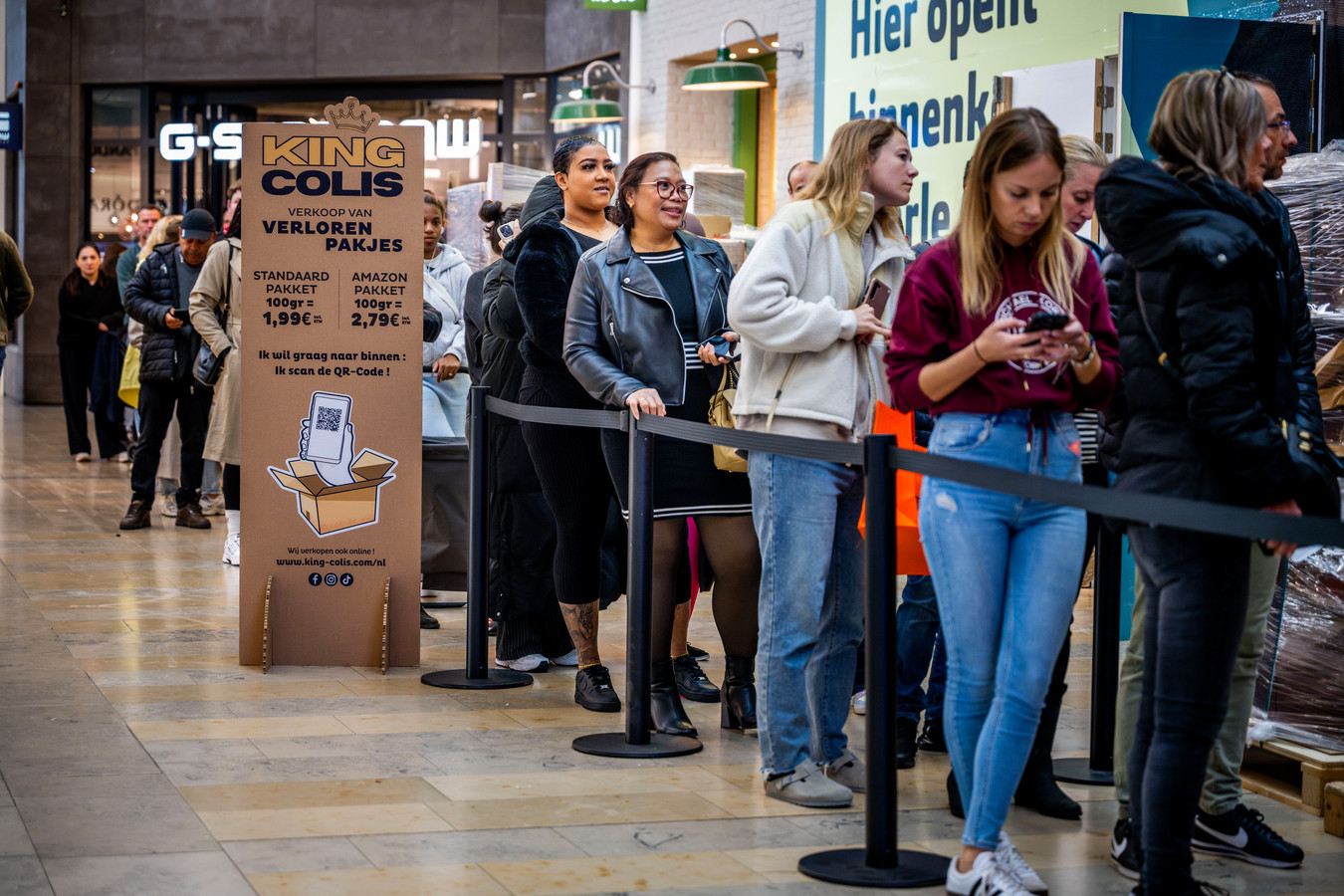 iPhone, merkkleding of zelfs een Rolex? Honderden nieuwsgierigen scoren ...