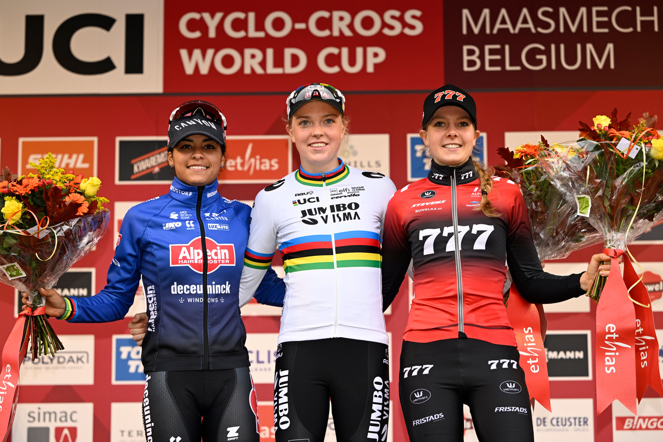 Mathieu van der Poel verslaat Juan Ayuso in Madrid Criterium, Fem van ...