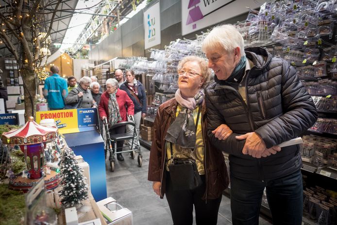 Intratuin Elst komt met maatregelen na lange files op A325 voor ...