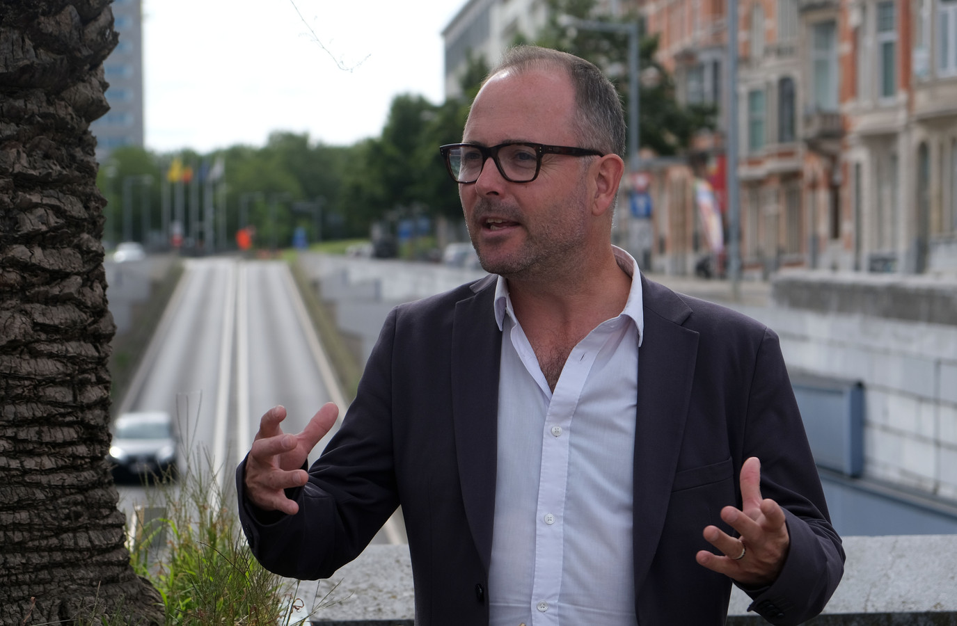 Schepen David Dessers (Groen) na dodelijk ongeval in busstation Leuven ...