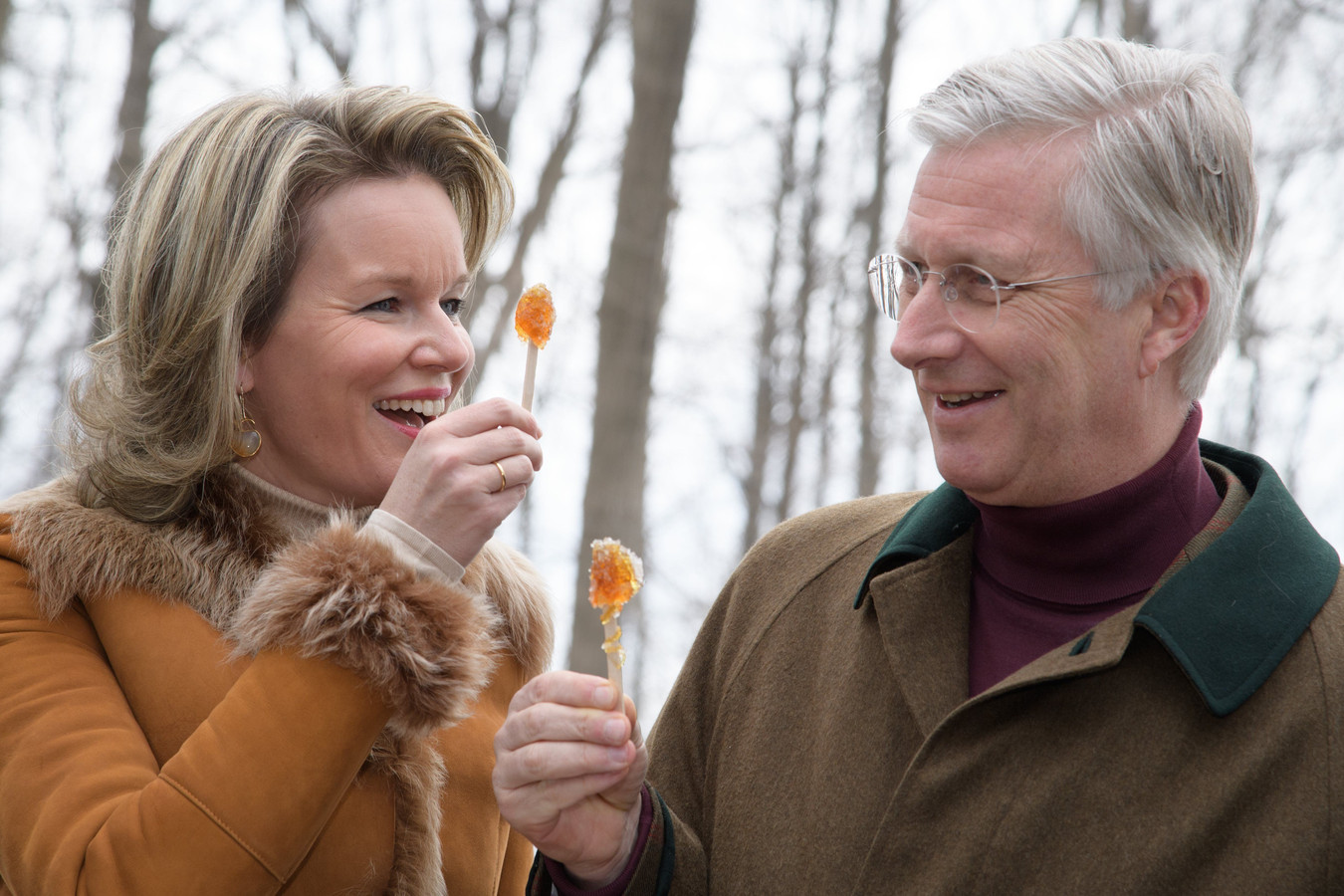 Filip en Mathilde wagen zich aan lekstok | Foto | hln.be