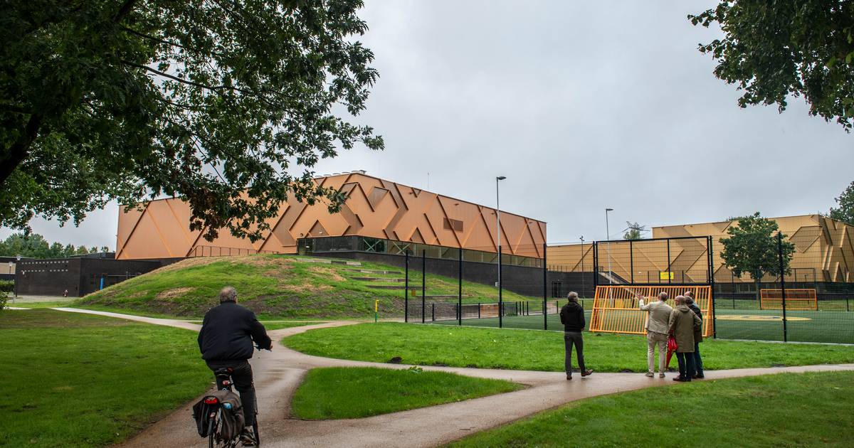 Sportcomplex De Kragt is klaar voor ‘vlammende’ start: ‘Het gebeurt niet vaak dat we zoveel geld ...