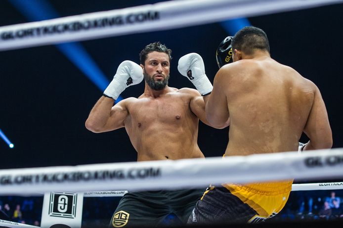 Heibel tussen Jamal Ben Saddik en Glory: ‘The Goliath’ blijkt geschorst ...