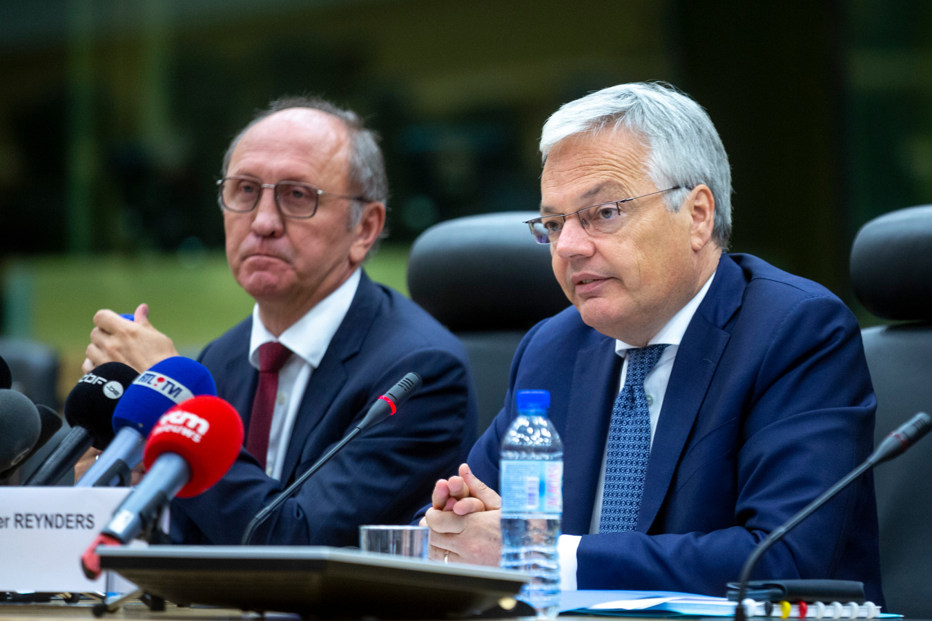 Informateurs morgen naar de koning voor tussentijds verslag | Foto | hln.be