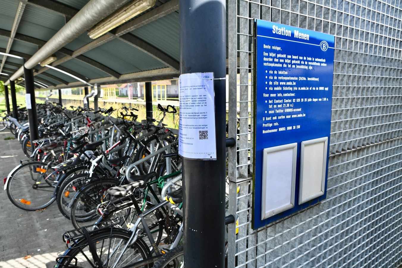 Weesfietsen aan station Menen worden binnenkort verwijderd | Foto | hln.be