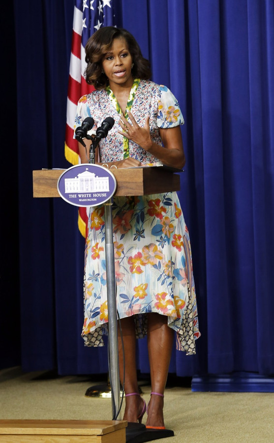 Michelle Obama ruilt pony in voor blonde highlights | Foto | AD.nl