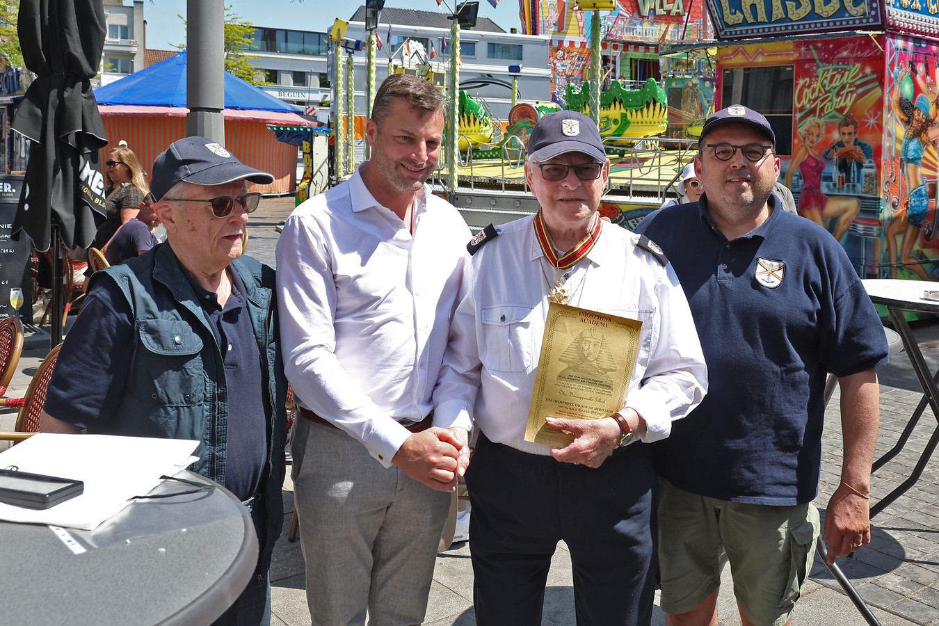 Maatjes bij de anciens van de Zeemacht: Gouden Haring voor Pascal ...