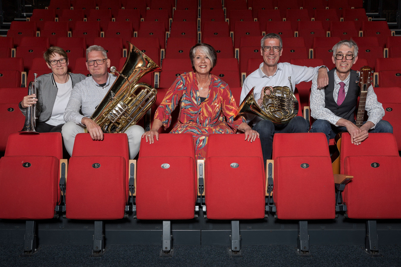 Daar komt de Theaterfanfare: familie Sprinkhuizen eindelijk weer voluit ...