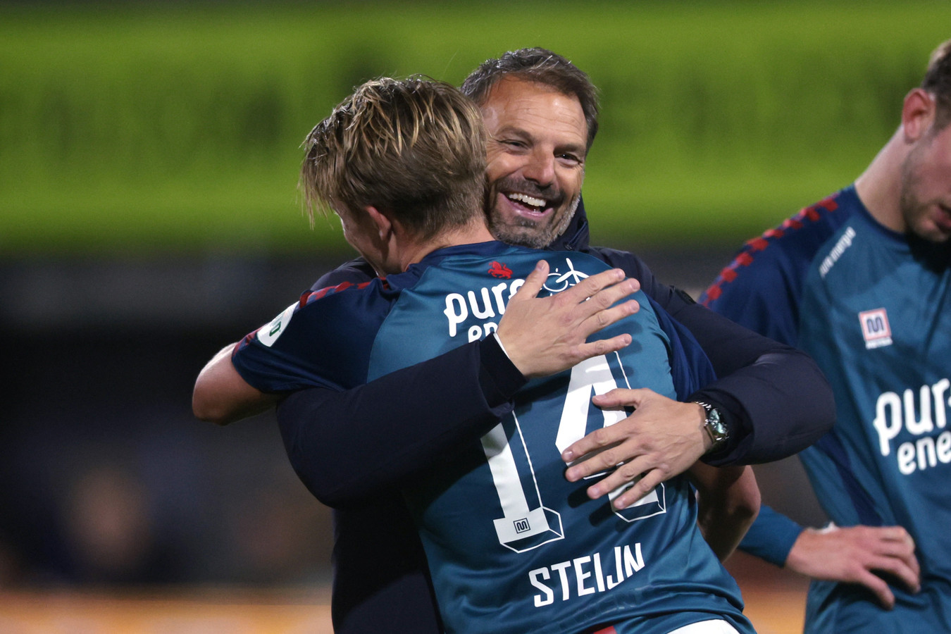 Sem Steijn kost vader Maurice twee punten bij Sparta - Twente, maar ...