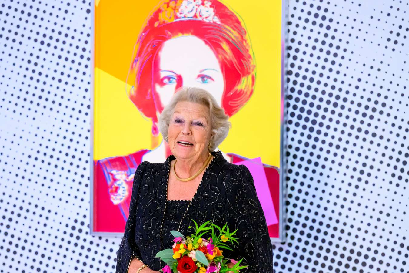 Andy Warhol vond Beatrix ‘de mooiste van allemaal’ | Foto | bd.nl