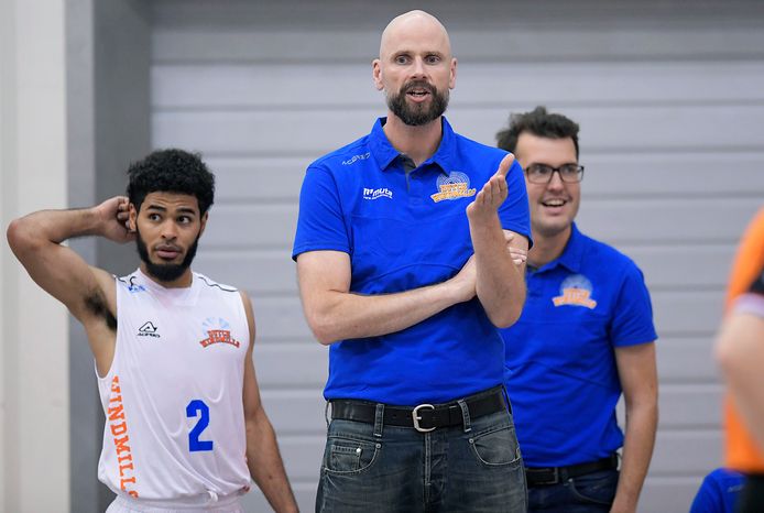 Basketbalcoach Geert Hammink naar ZZ Leiden | Regiosport Dordrecht | AD.nl