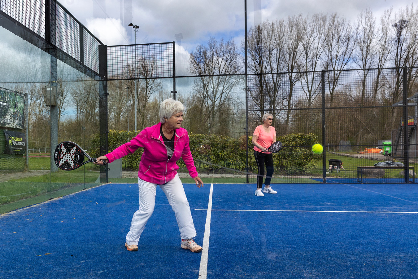 Padel baart zorgen in Riel: tennisclub komt met nieuw plan | Foto | bd.nl