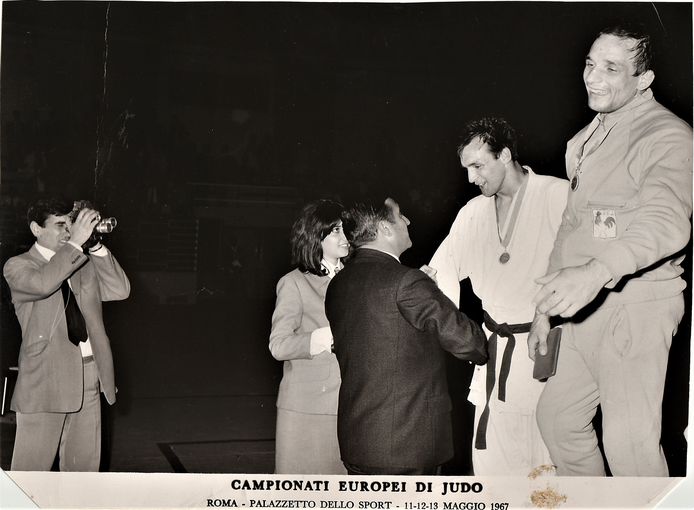 In de schaduw van Anton Geesink en Wim Ruska judoot Helmondse Eddie ...
