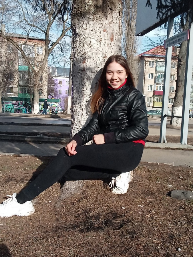 Rusland veroordeelt vader van meisje dat antioorlogstekening maakte tot ...