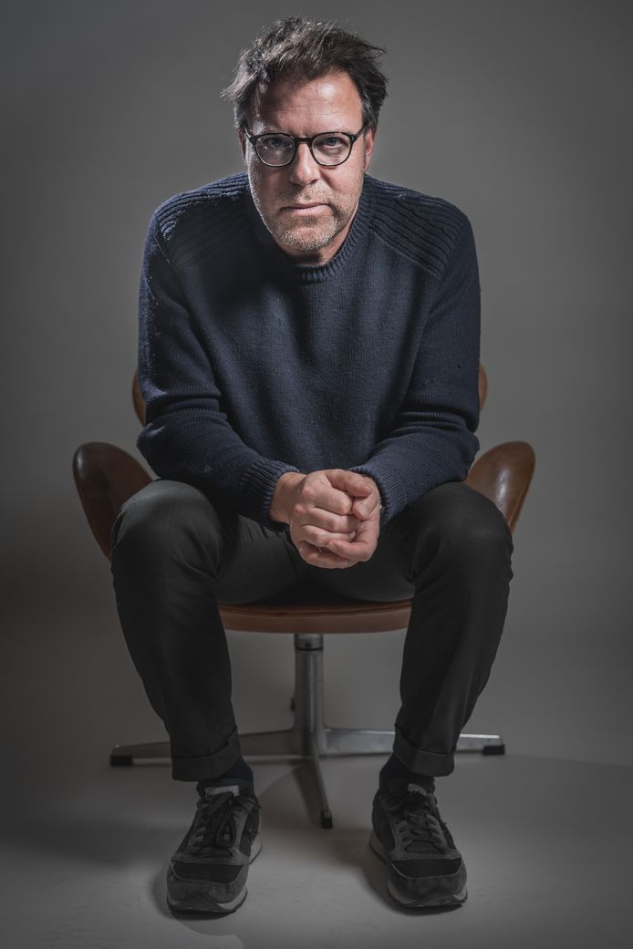Tom Lenaerts neemt ons mee naar de psycholoog in ‘Therapie’: "Al die ...